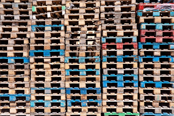 What Are Pallets Made Of? A Detailed Guide to Common Materials | Blog ...